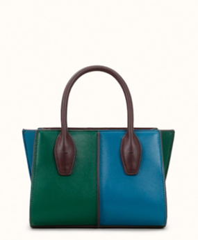 The equilibrium translated in the most classy bags for HER